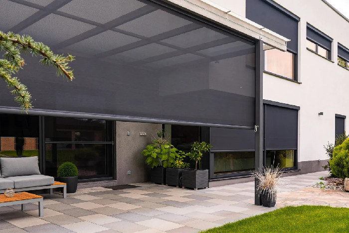 Screenové rolety Handscreen - CLONÍK s.r.o.